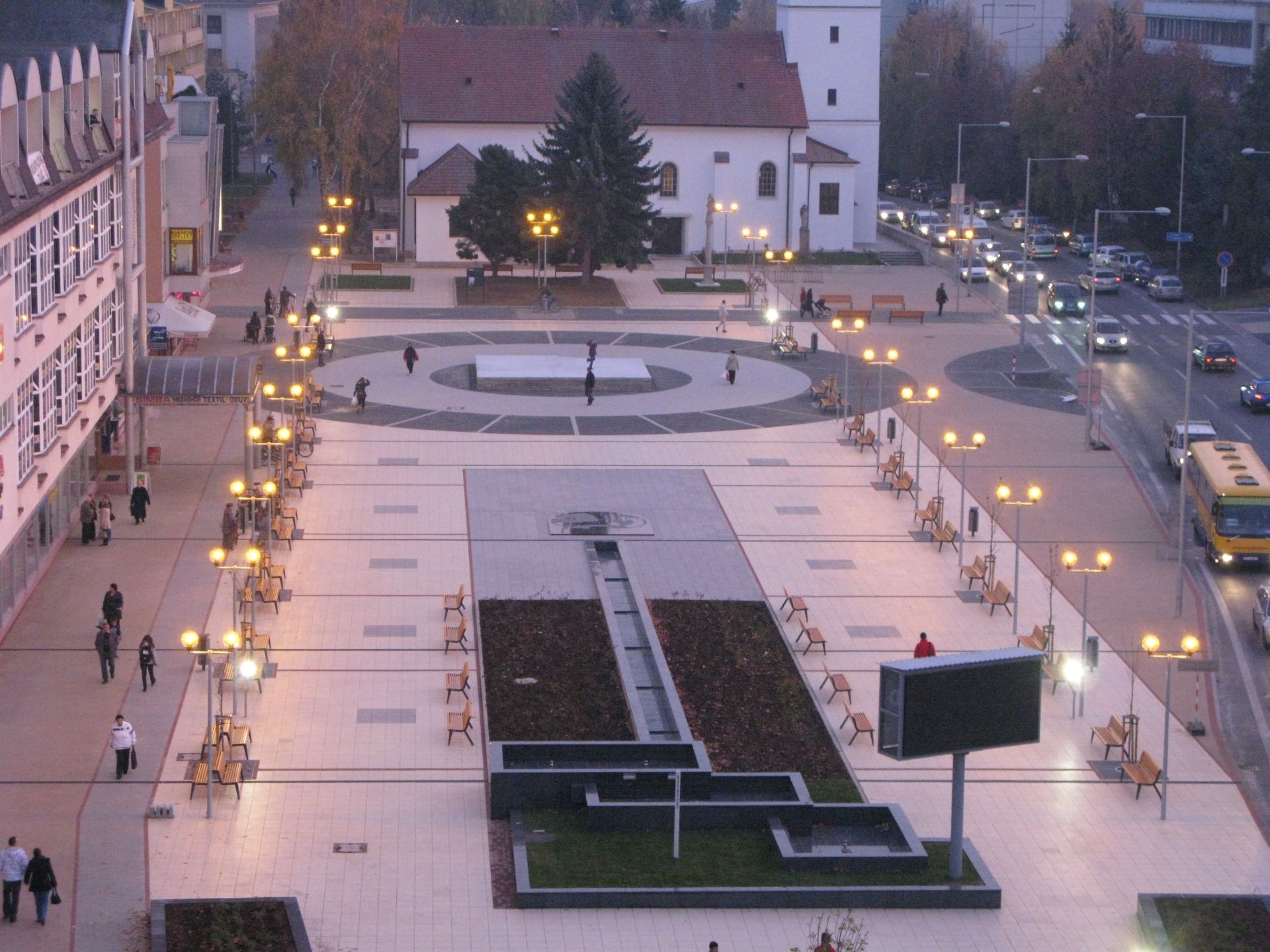 Senica: Pohľad na predvolebnú kampaň veselo aj vážne a predpoklad ako ...